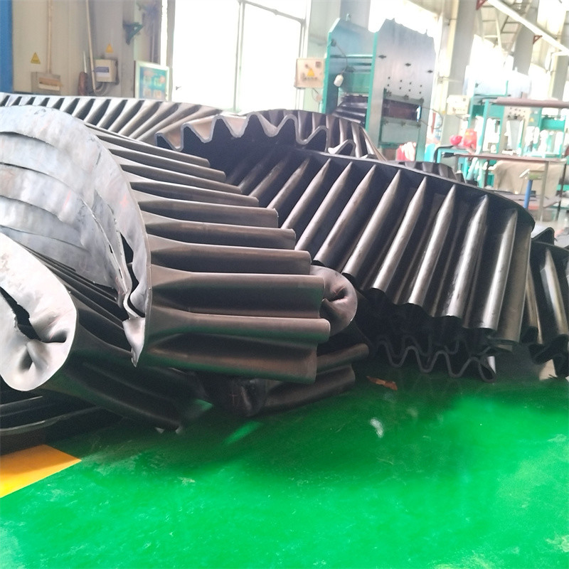 C Cleat Rubber Multi Ply Textile Corrugated Sidewall Conveyor Belt